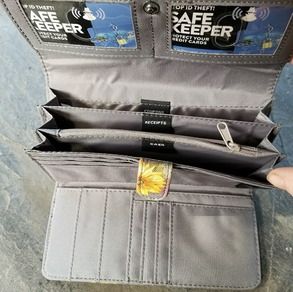 mundi | Bags | Womens Walletfilemaster | Poshmark